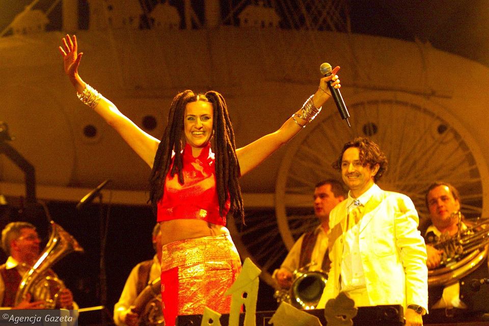 #KoncertNaFotelu – Zobacz koncert Kayah i Goran Bregović “Kayah i ...