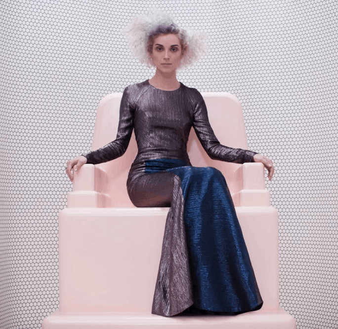 St. Vincent prezentuje klip do „Fast Slow Disco” — MusicLovers